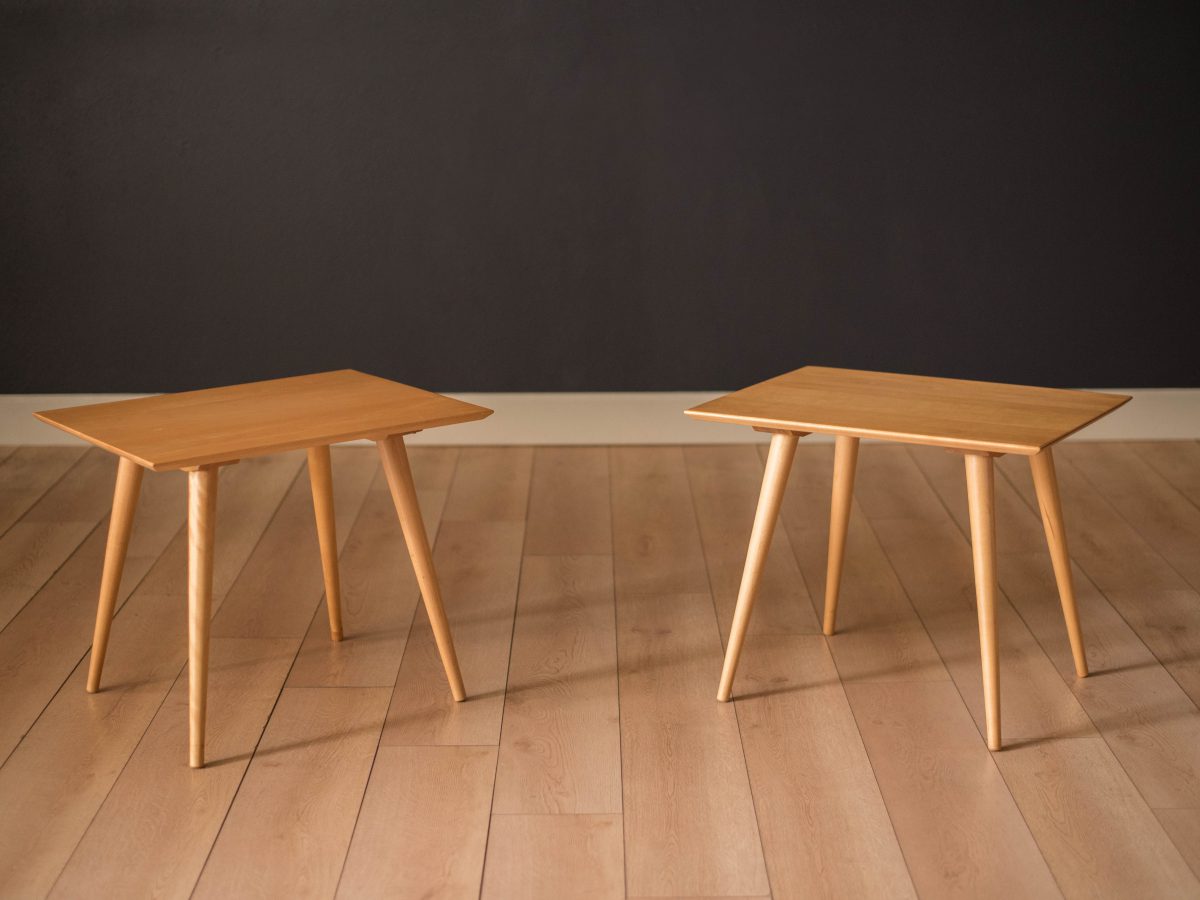Vintage Danish Walnut Extendable Dining Table by Arne Hovmand-Olsen ...